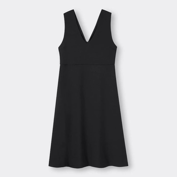 定価でも税込2490円なの！【GU】の「秋ワンピ・ジャンパードレス」まとめ – lamire [ラミレ]