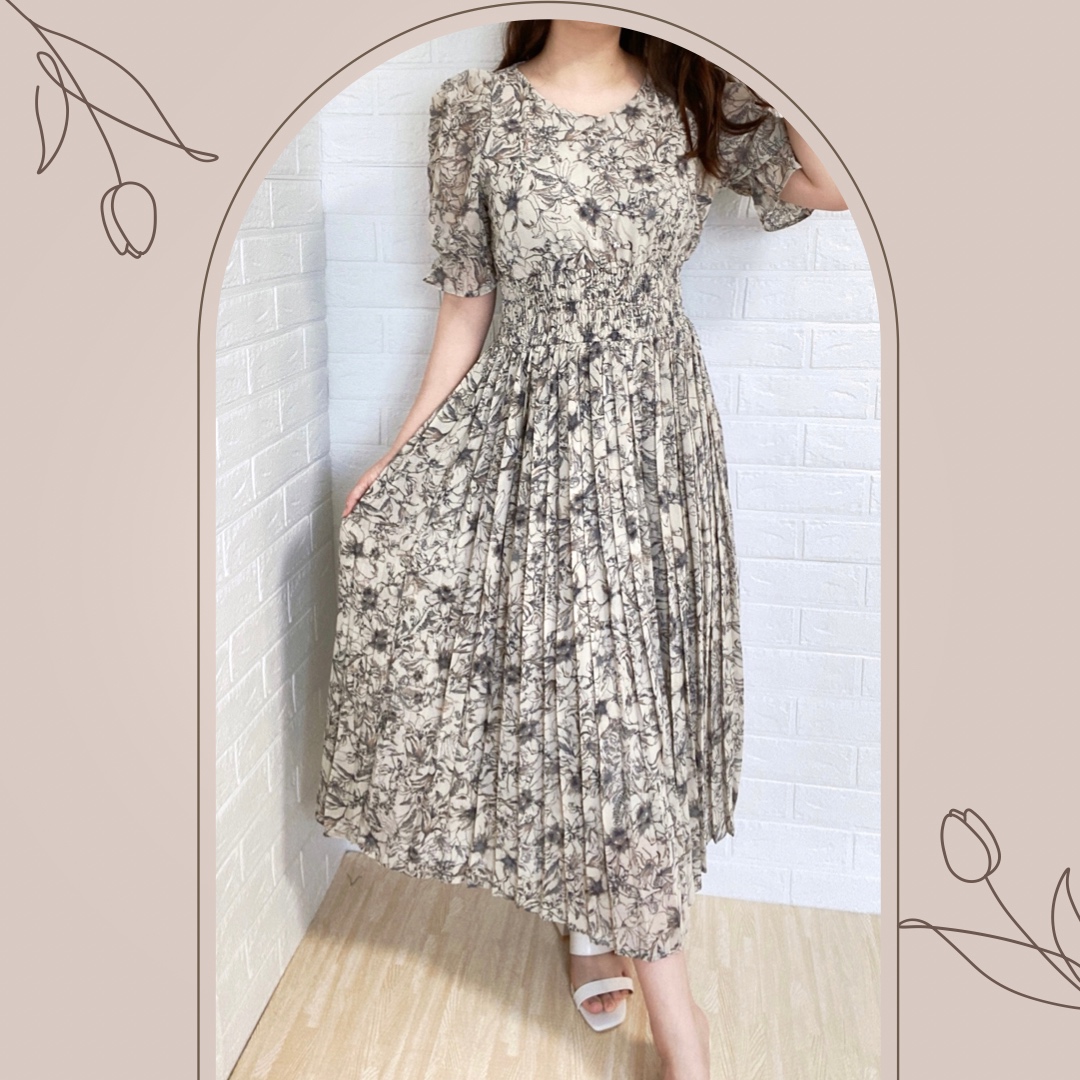 「思わず目で追ってしまうほどの可愛さ」【GRL】の「大人花柄ワンピ」で秋気分♡ – lamire [ラミレ]