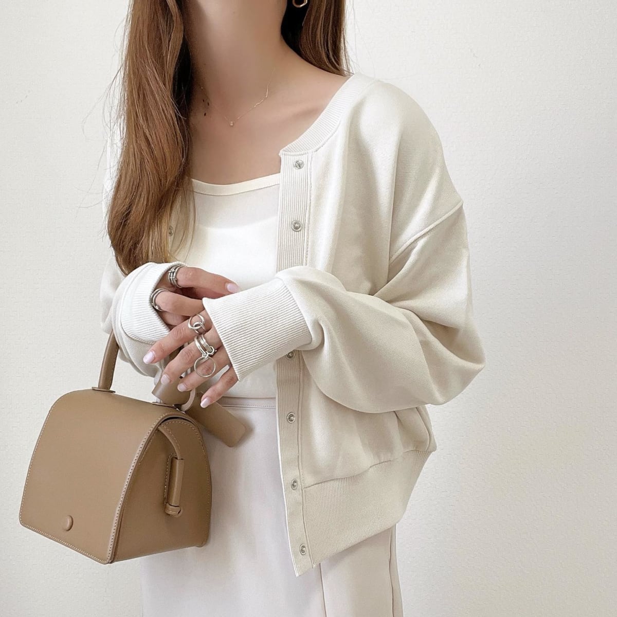 「盛れる」「たまらん♡」【GU】クロップド丈が可愛い“カーデ＆ジャケット”集 – lamire [ラミレ]